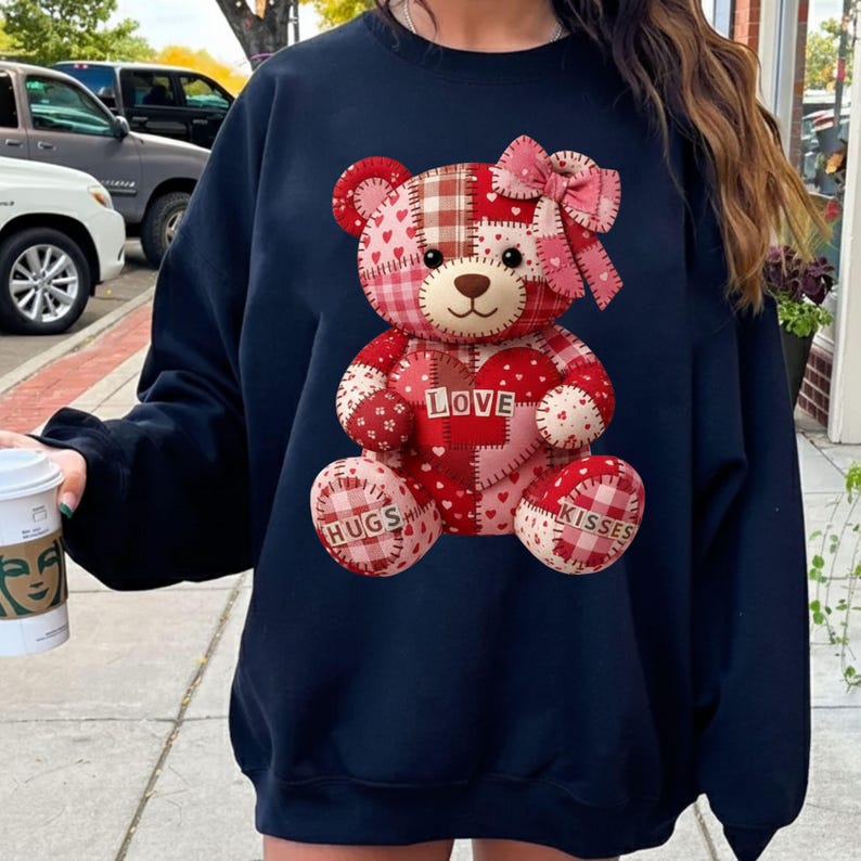 Oso de peluche de San Valentín con patchwork PNG / Lindo oso de amor ...