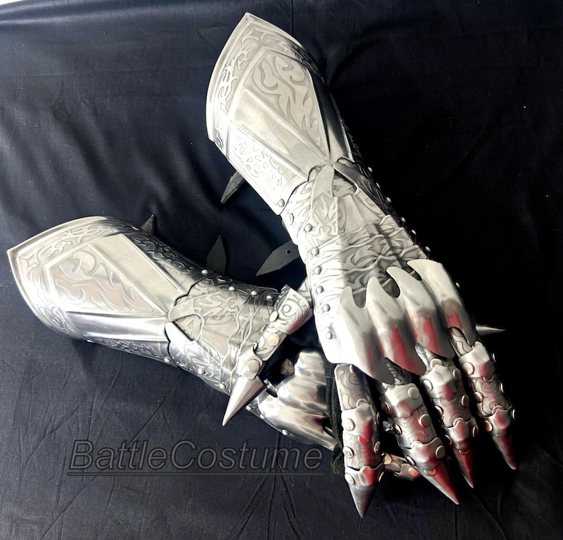 Medieval Steel Gauntlets: Etched Nazgul Armor Gloves, LARP Cosplay - Etsy