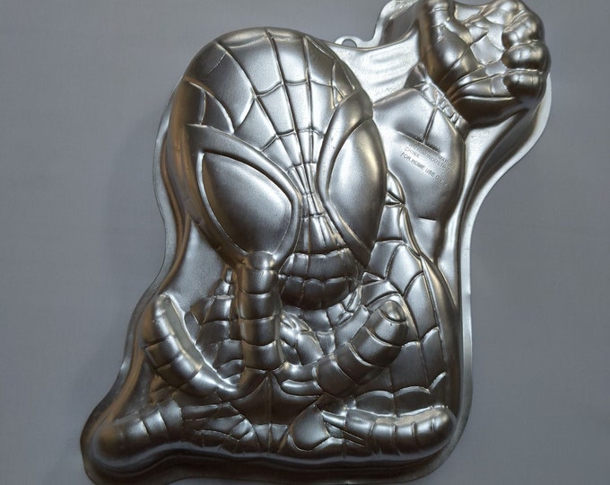 Wilton Spiderman 2105-5052 Cake Pan 2004 Marvel Spider-man Wilton ...