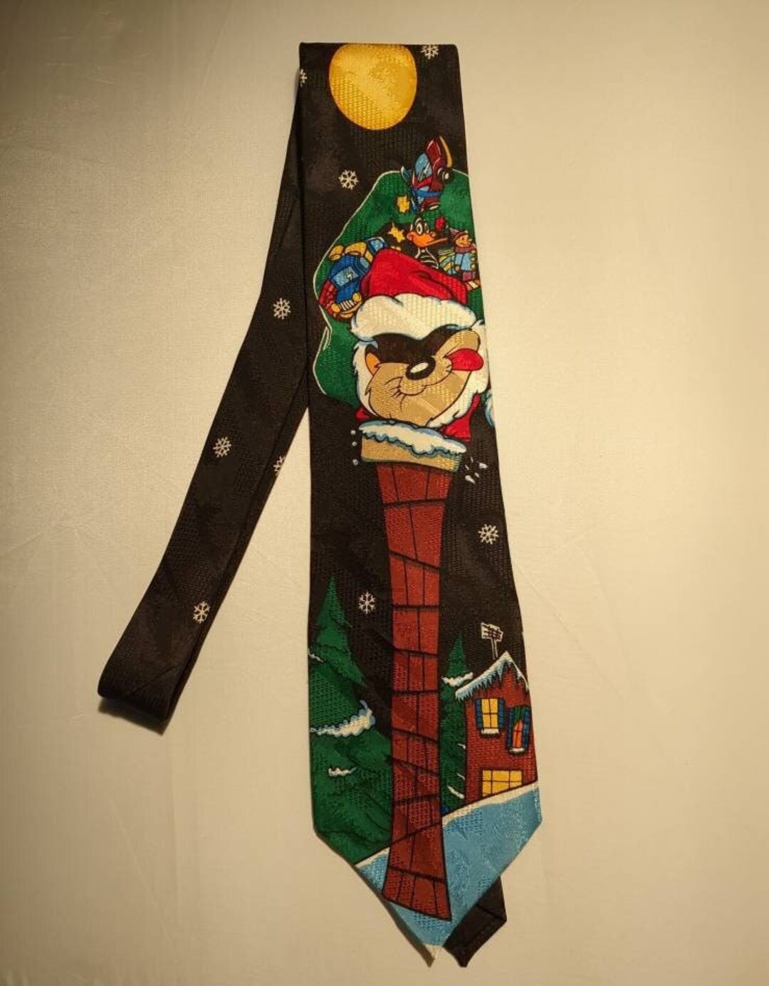 Taz Thetazmanian Devil Christmas Necktie From Looney Tunes With Daffy ...
