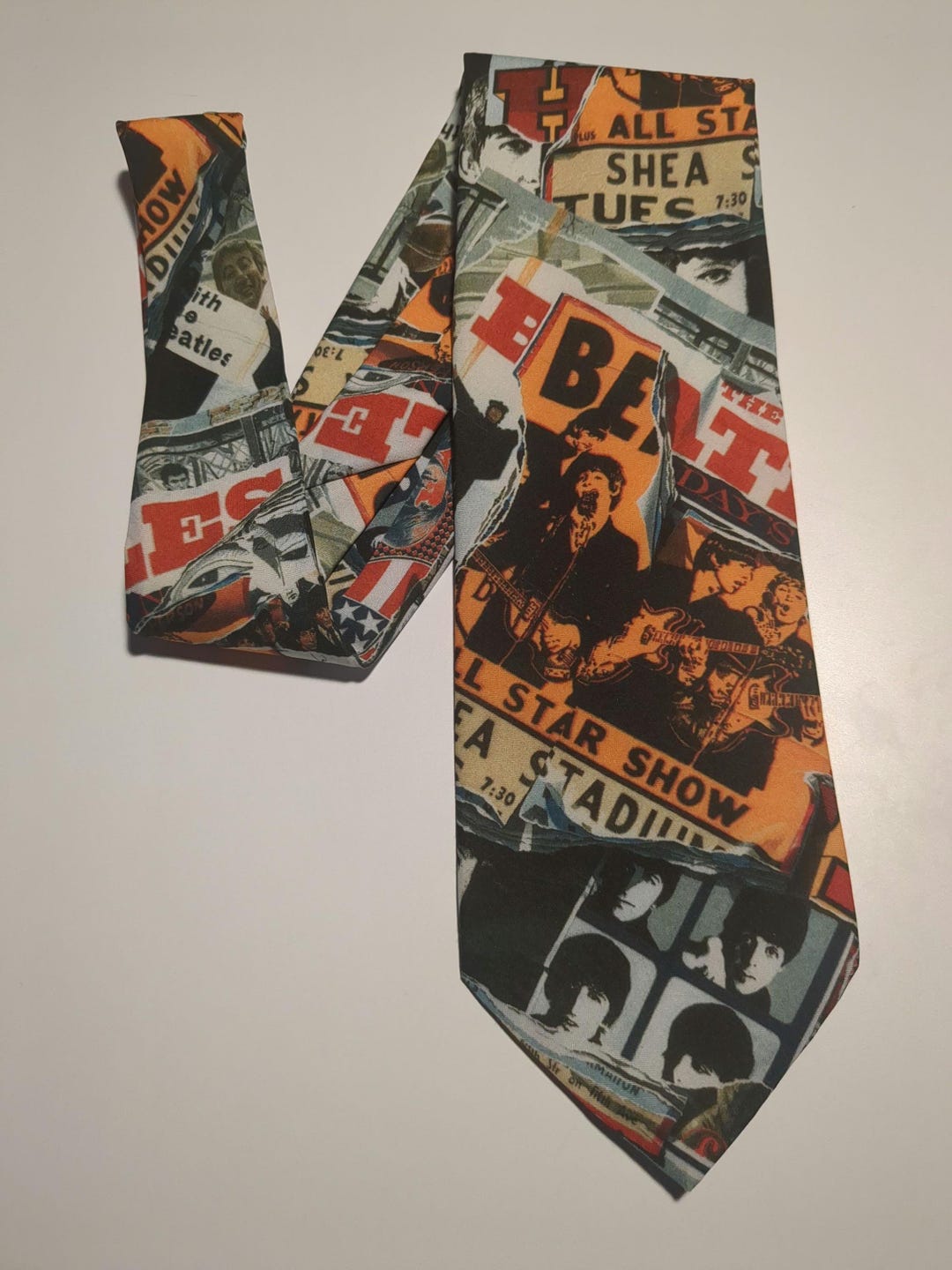 The Beatles Anthology Necktie 1996 Beatles Venues by Ralph Marlin the ...