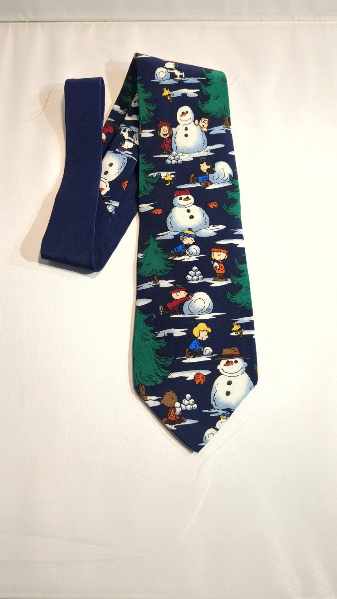 Peanuts Cartoon Characters Men's Tie With Charlie Brown Sally Linus ...