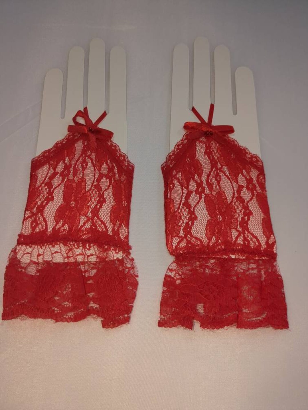Red Lace Ladies Fingerless Gloves Wrist Length 6" With Ruffled Cuff ...