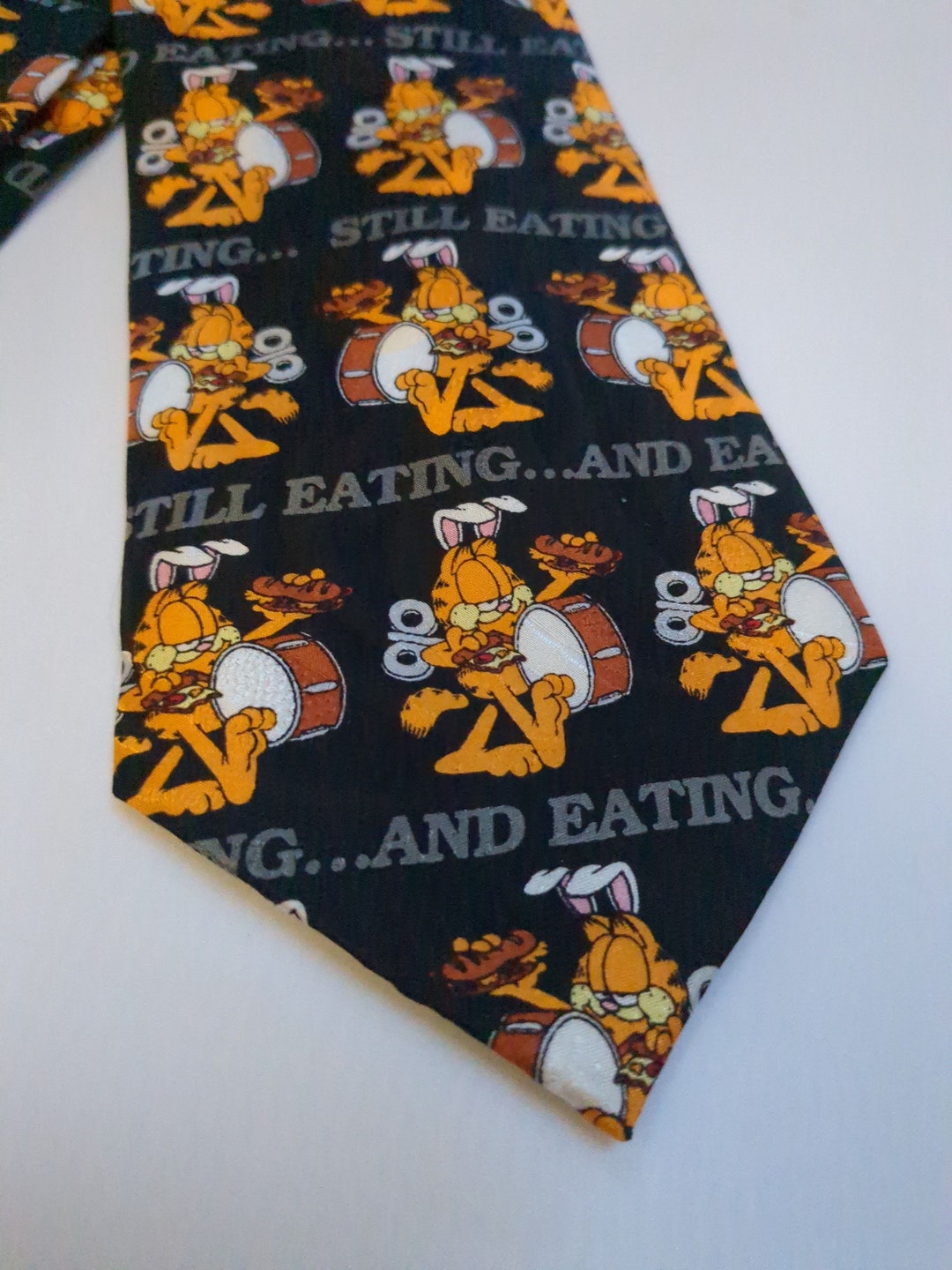 Garfield the Cat Necktie 100% Silk Tie Features Garfield Cartoon ...