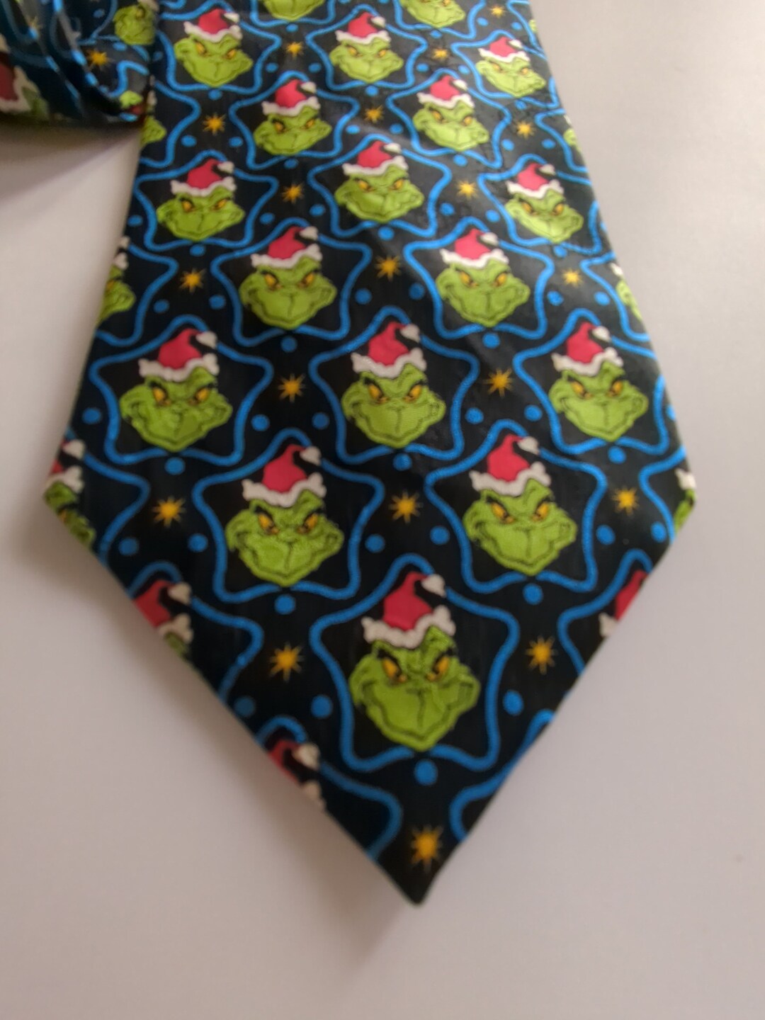 The Grinch Christmas Necktie by Dr. Seuss the Grinch That Stole ...