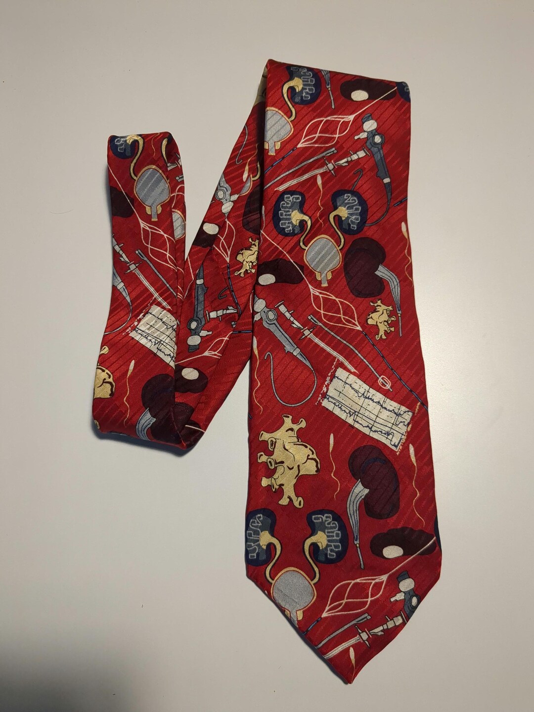 Surgeon Doctor Surgery Organs Medical Equipment Nurse Administrator ...