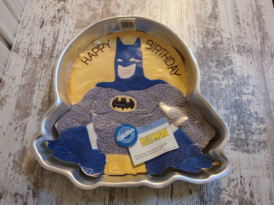 Vintage Batman Superhero Wilton Cake Pan, 2105-65013D Cake Pan Holiday ...
