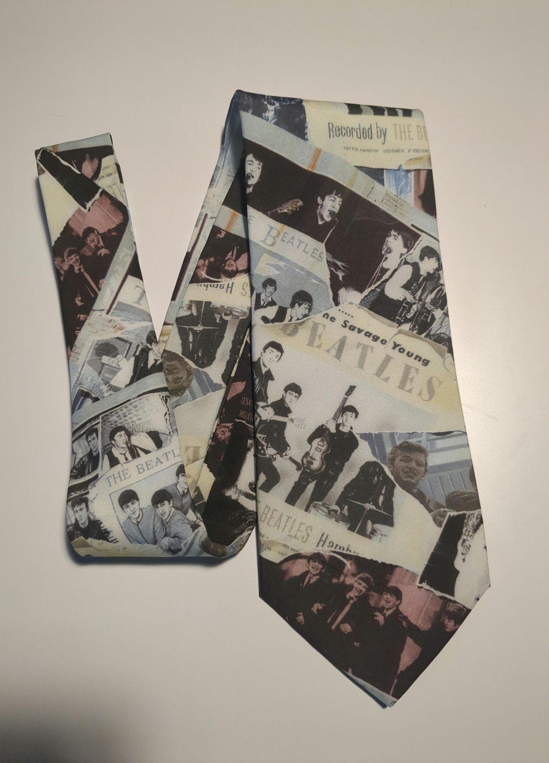 The Beatles Necktie 1996 Beatles Anthology 1 by Ralph Marlin the Fab 4 ...