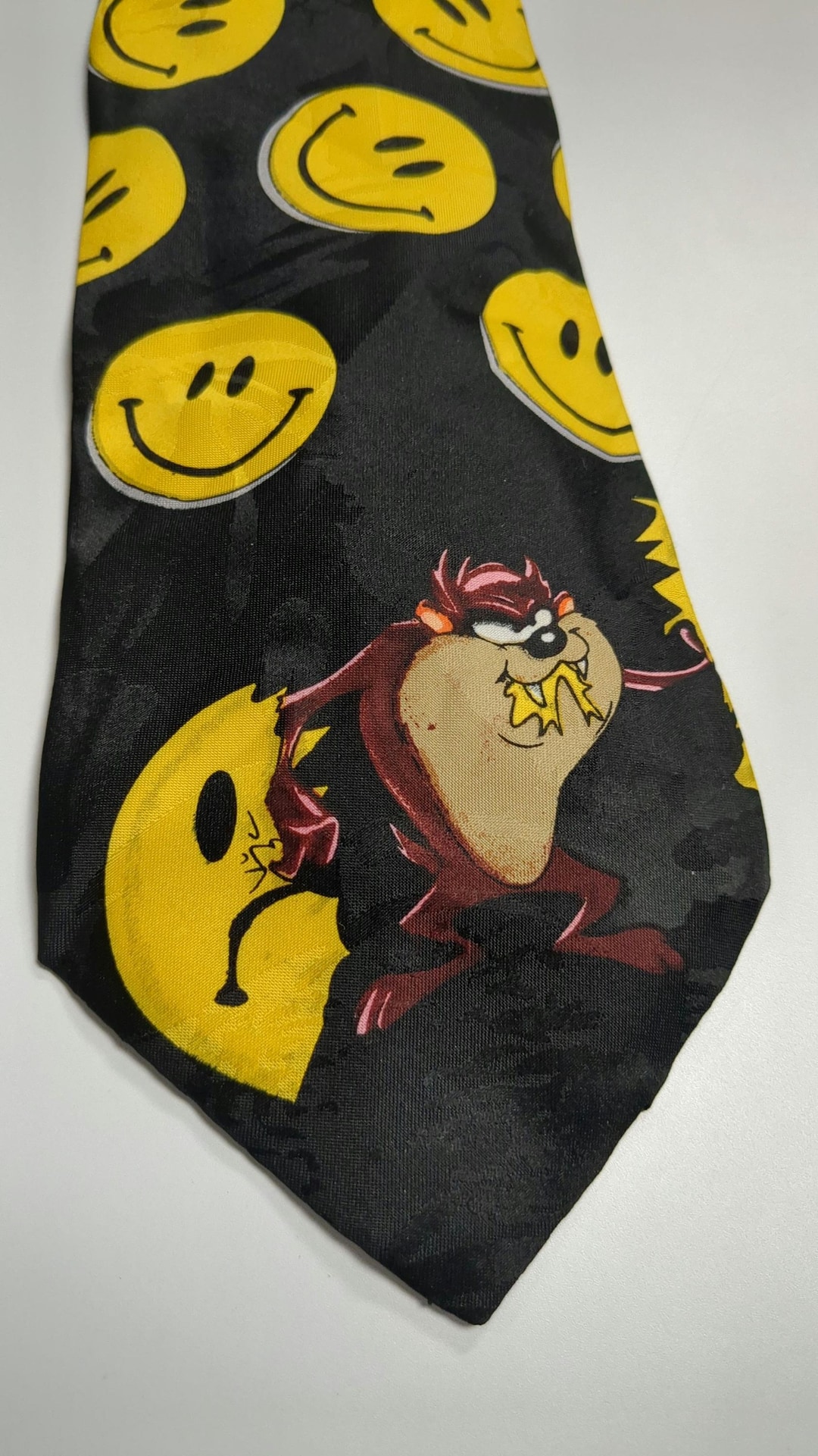 Looney Tunes Tasmanian Devil Smiley Face Emoji Tie Men's Ties Neckties ...