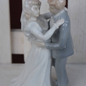 Vintage Cake Topper First Kiss, Cake Topper, First Dance Cake Topper - Etsy