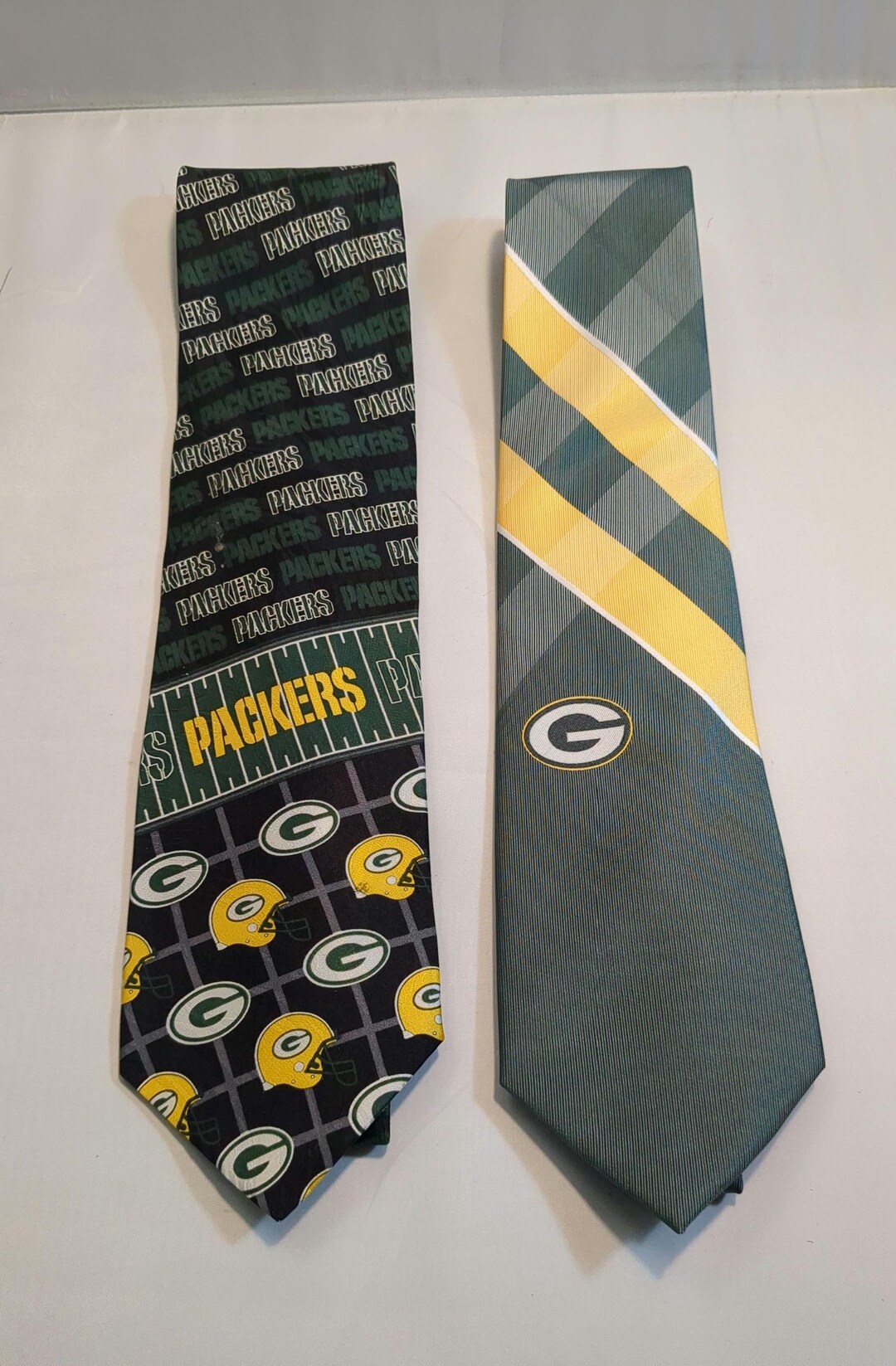 Green Bay Packers NFL Football Team Pride Necktie the Pack is Back RM ...