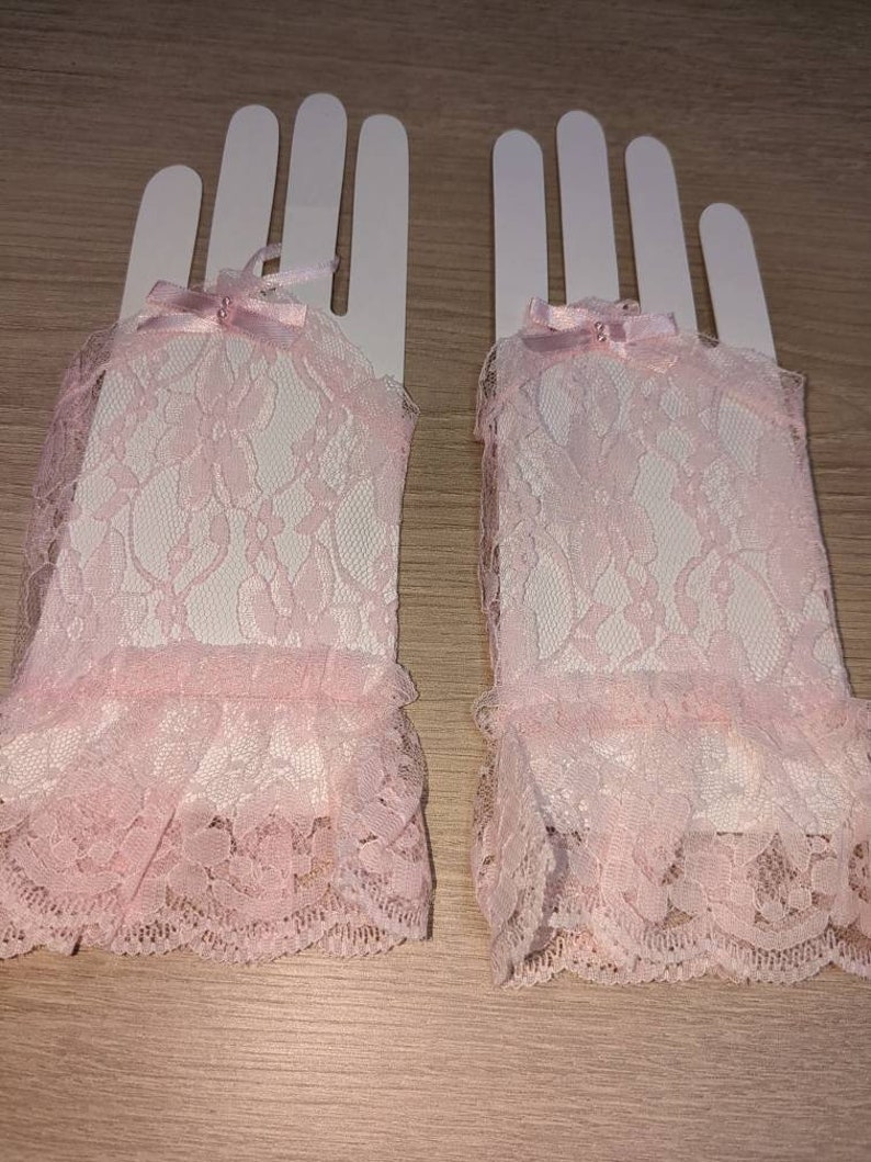 Pink Lace Ladies Fingerless Gloves Wrist Length 6" With Ruffled Cuff ...