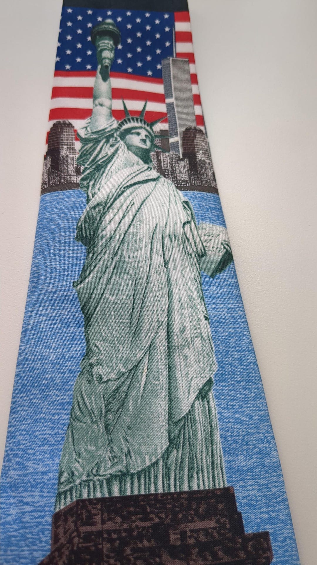Statue of Liberty New York Pre 9/11 Rene Chagal Tie Men's Ties Neckties ...