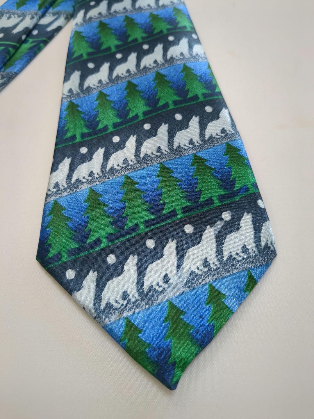 Wilderness Forest Howling Wolf Great North Full Moon Men's Ties ...