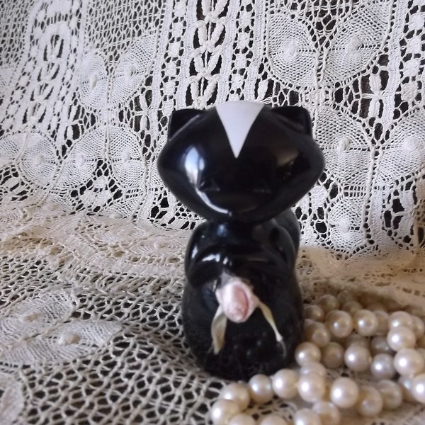 Skunk Pin - Etsy
