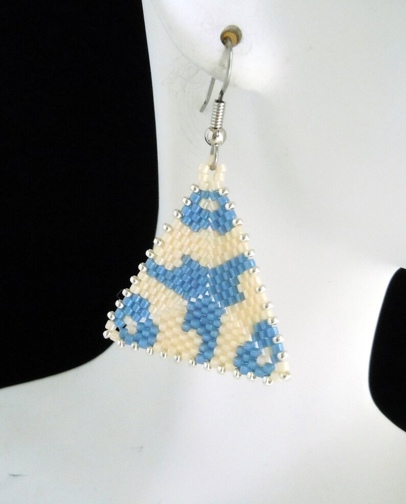 Peyote Triangle, Delica Seed Bead Pattern, Triangle Earrings, Peyote ...