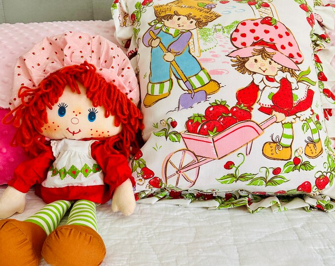 Strawberry Shortcake Vintage Pillow Cover - Etsy