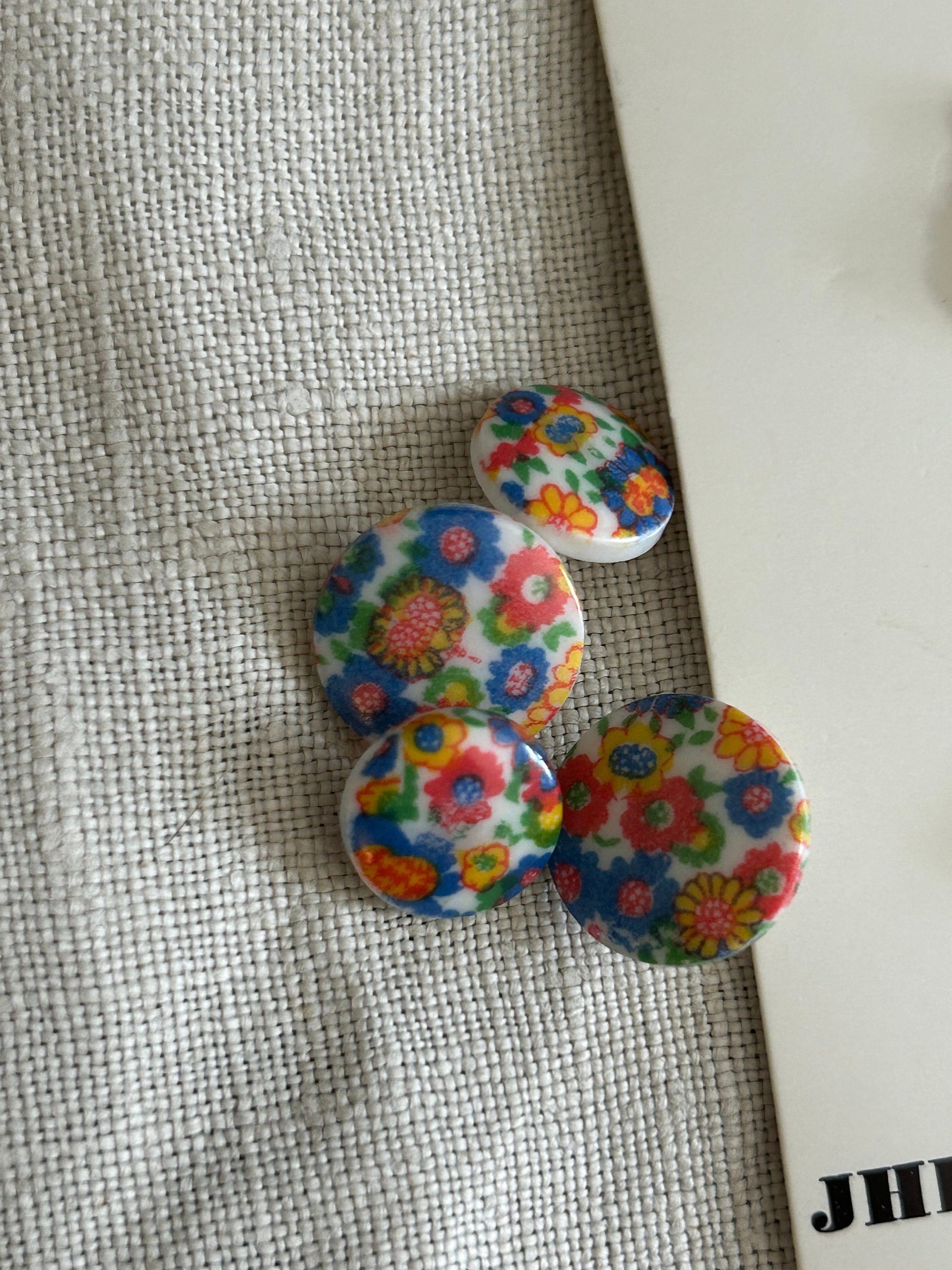 Vintage Floral, Duck Buttons, Whimsical - Etsy
