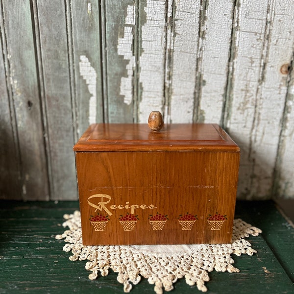 Vintage Recipe Box - Etsy