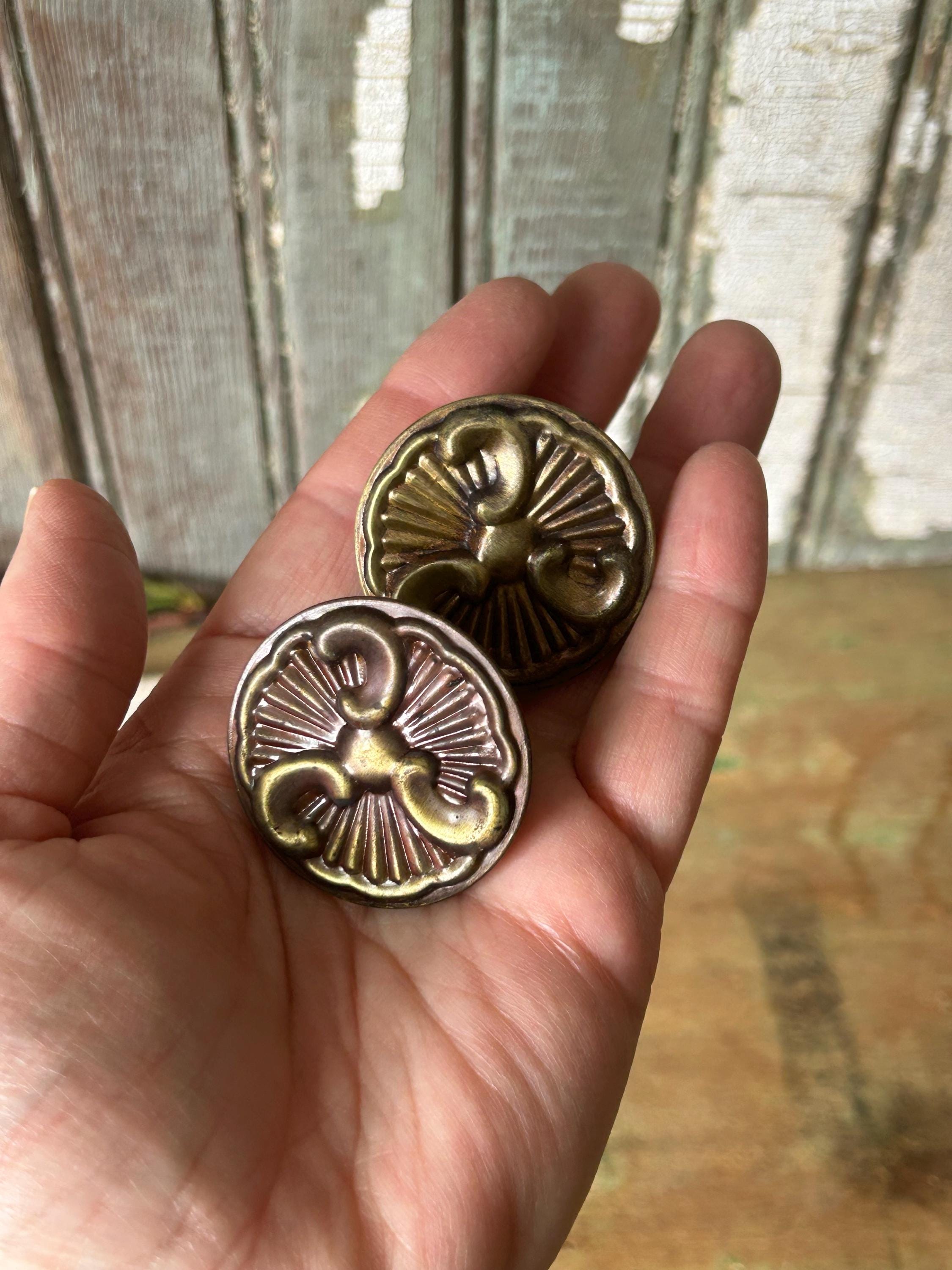 Vintage French Provincial Drawer Knobs, Pulls, Antiqued Gold Metal ...