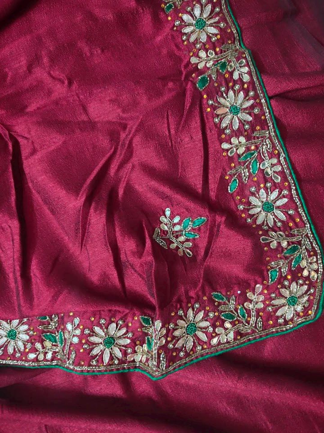 Buy Vintage Indian Silk Fabric, 5 Yard Upcycled Sari With Zari Work ...