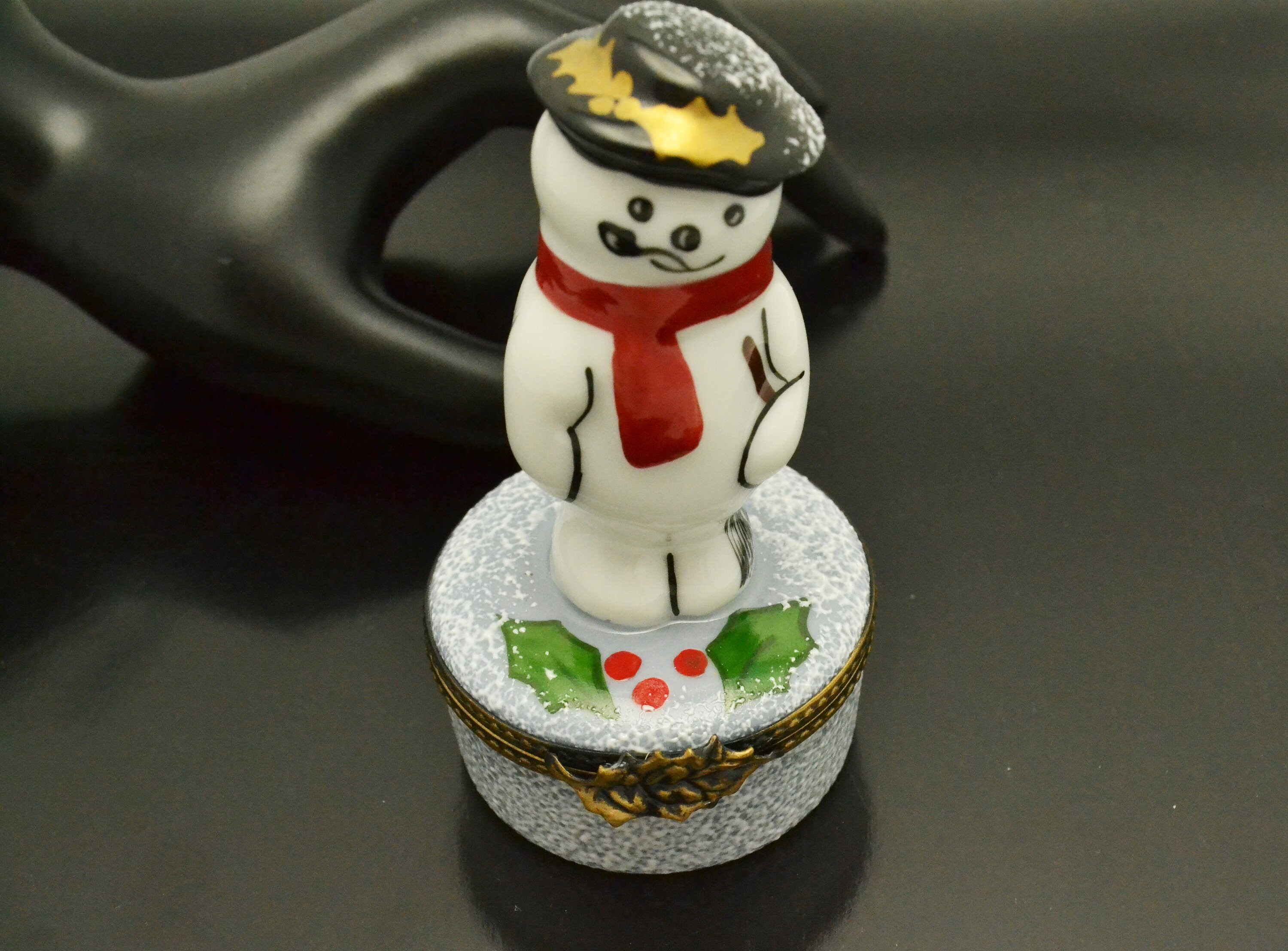 excellent quality Vintage Limoges Trinket Box La Gloriette Snowman with ...