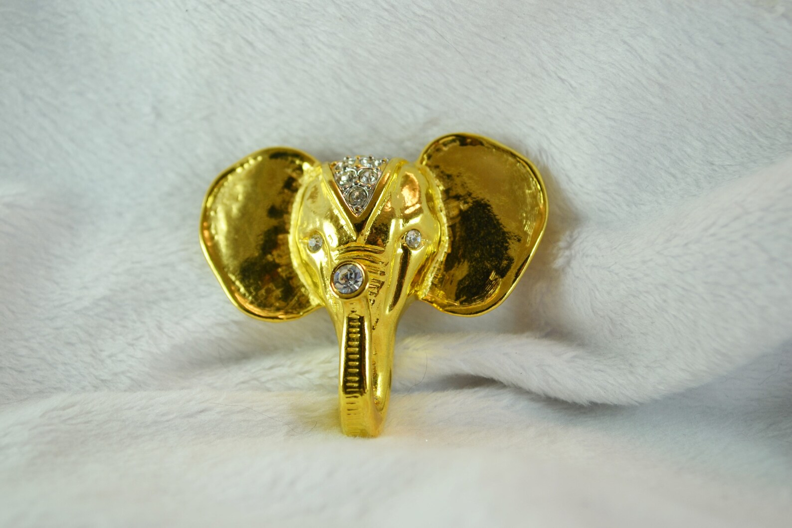 Vintage Elephant Head Brooch Gold Tone Metal with Rhinestones | Etsy