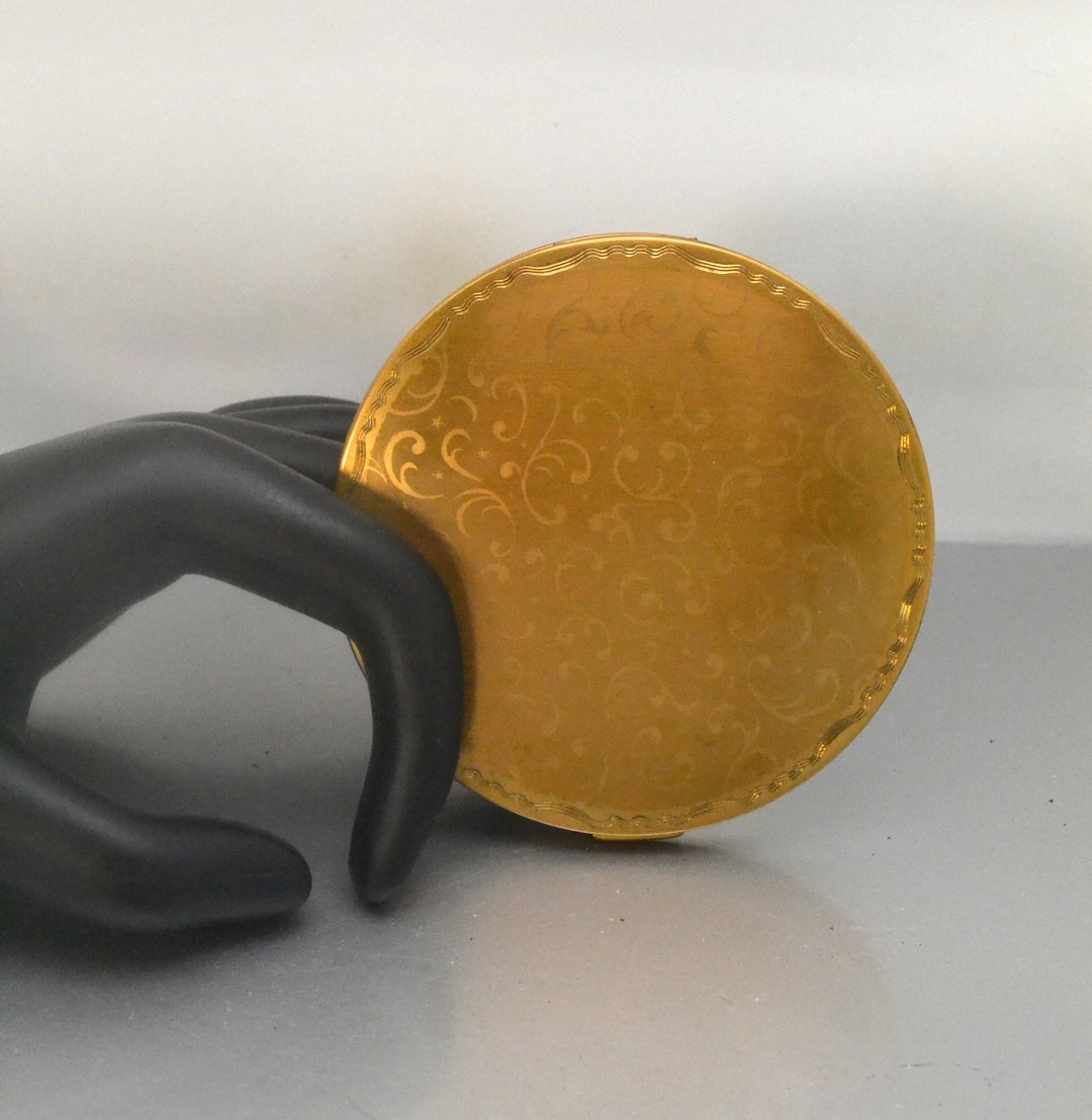 Vintage Vanity Fair Compact Complete With Powder Puff and Screen - Etsy