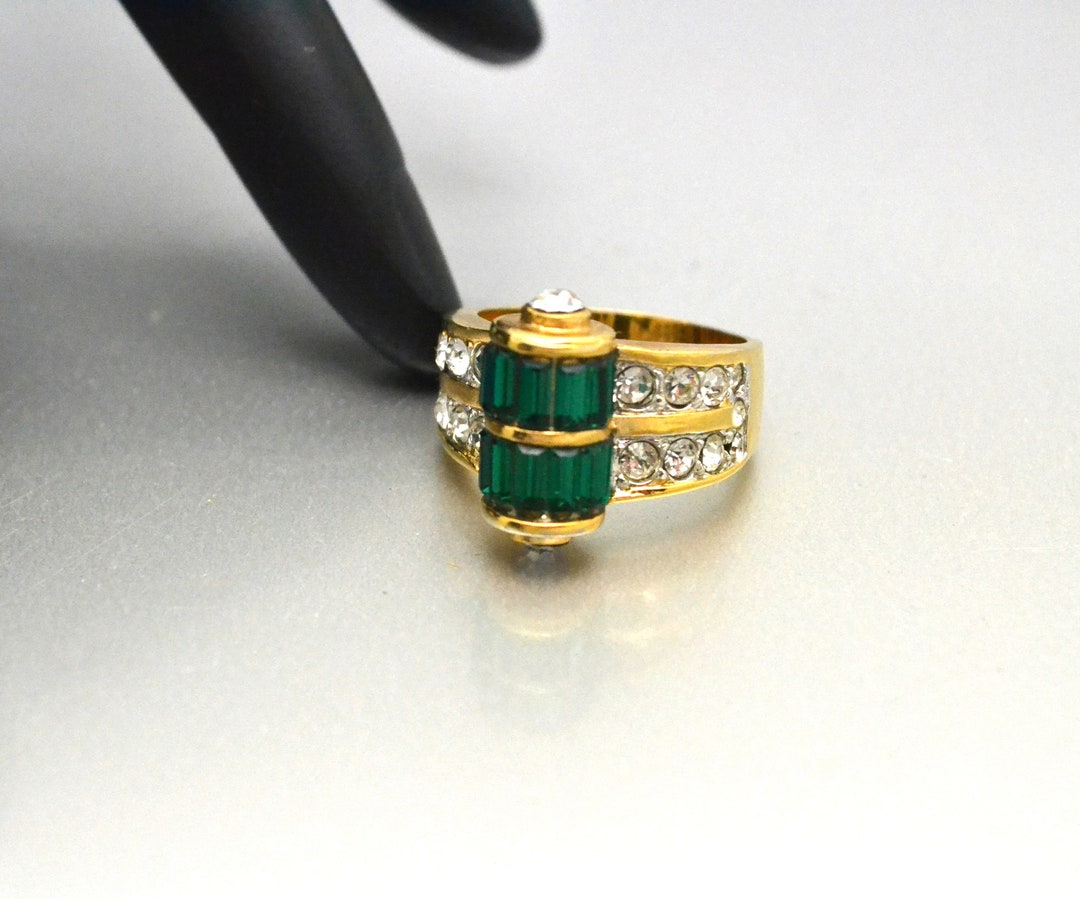 Vintage 18K Gold Electroplate Ring With Rhinestones Emerald Green ...