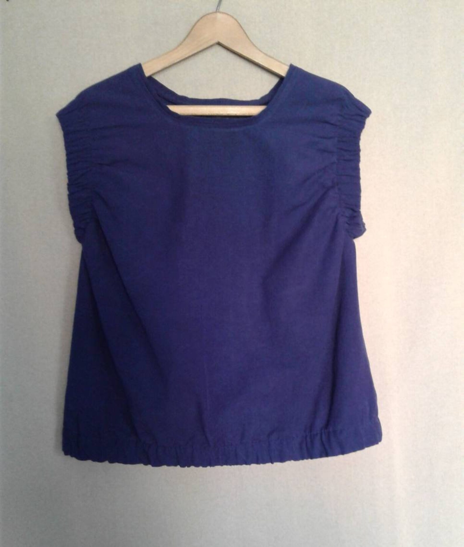 Elastic/gathered Hem and Sleeve Top - Etsy