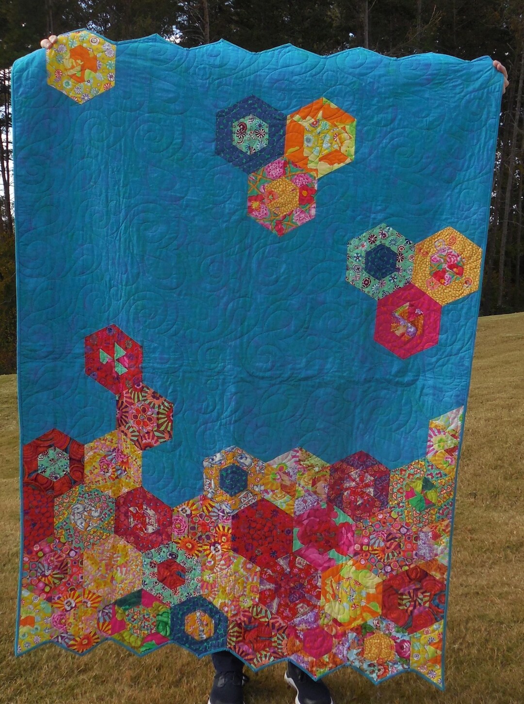 Hexagon Lap Quilt-reversible-free Spirit Fabrics-professionally Quilted ...