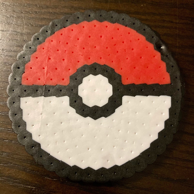 Pokeball Perler Bead - Etsy