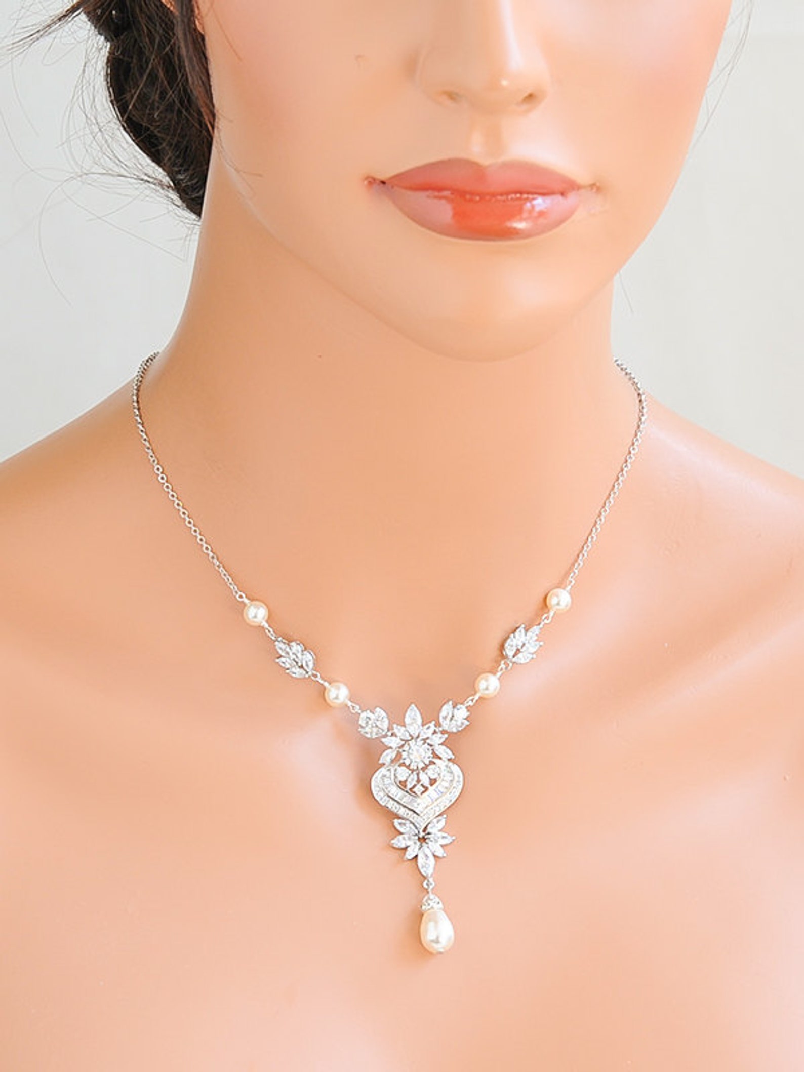 Back Drop Necklace Backdrop Bridal Necklace Swarovski Pearl - Etsy UK