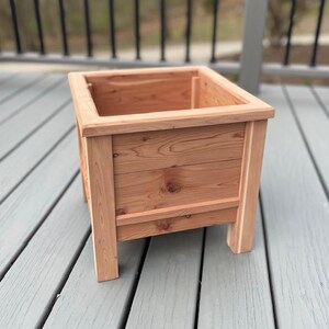 Eastern Red Cedar Planter, Wood Flower Pot, Deck Gardening, - Etsy