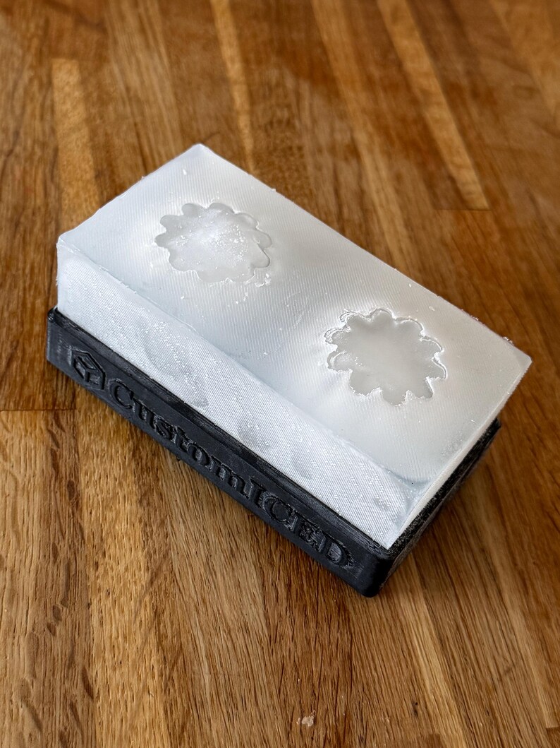Customiced Pumpkin Ice Mold With Lid: Halloween Cocktail Ice Cube Tray ...