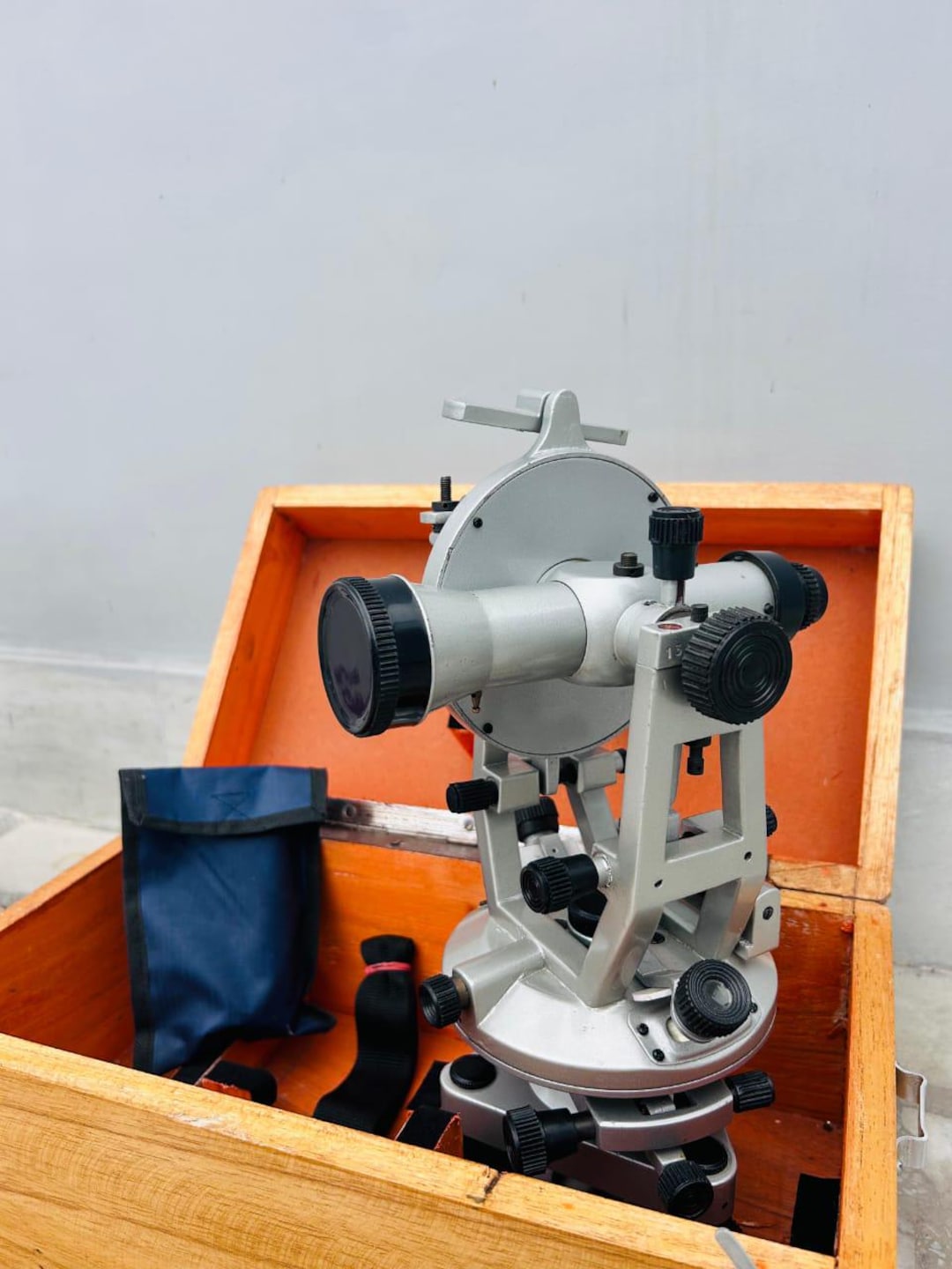Vintage Theodolite Surveying Instrument – Collectible Optical ...