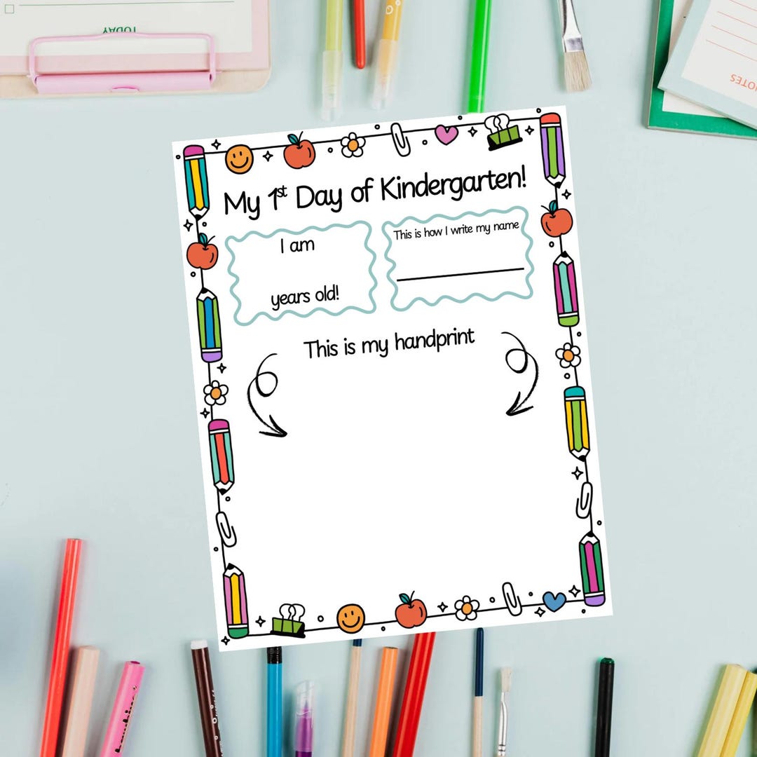 1st Day of Kindergarten Handprint Sheet - Etsy