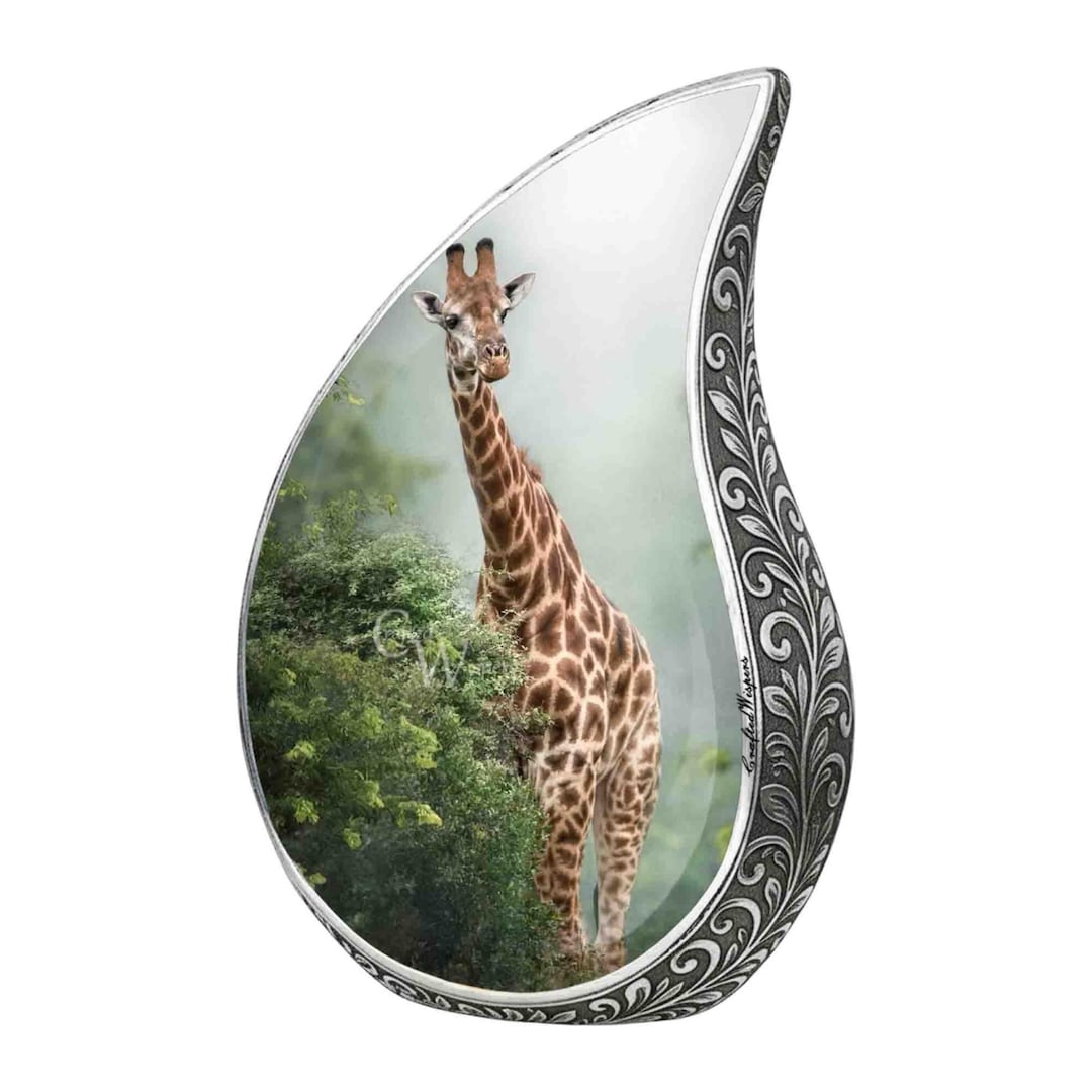 Giraffe Teardrop Cremation Urn, Wildlife Memorial Urn for Ashes, Safari ...