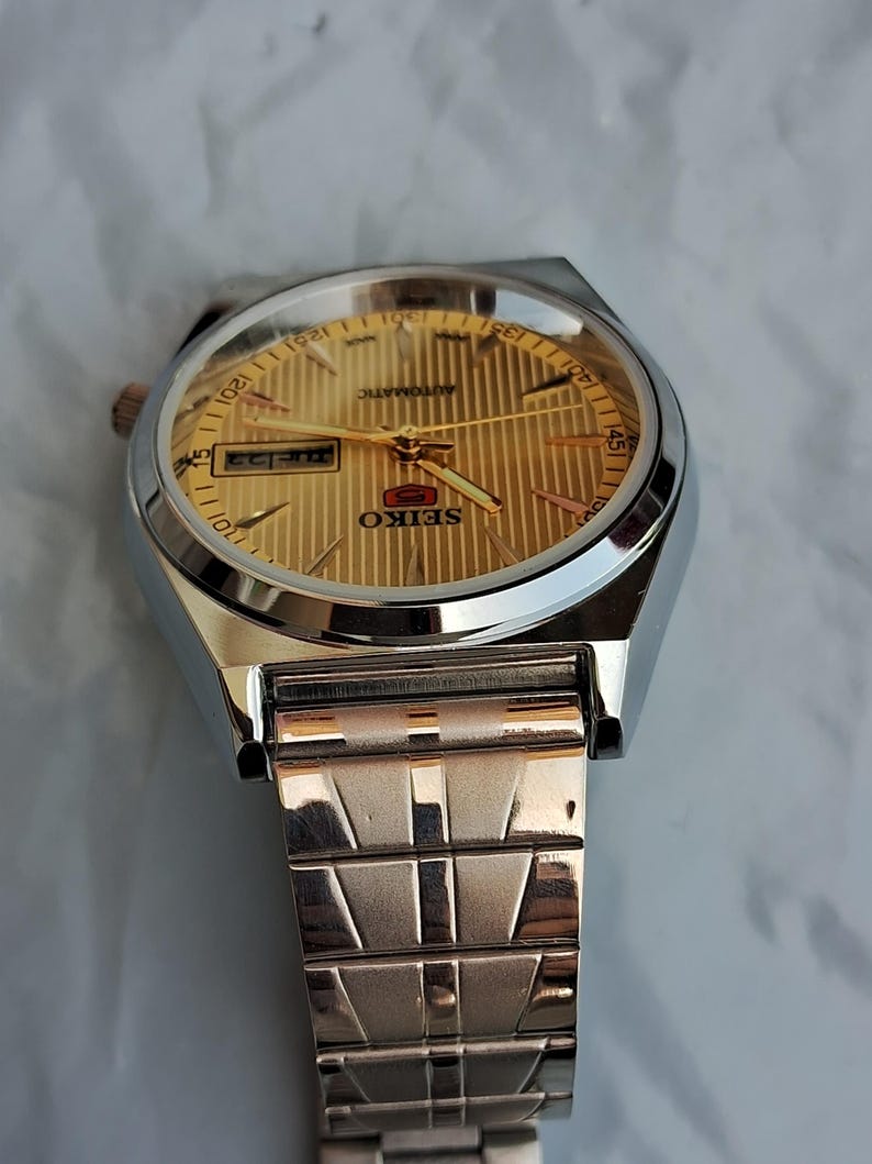 Vintage Seiko 5 Automatic Watch | Gold Dial Day-date, Japan Made - Etsy