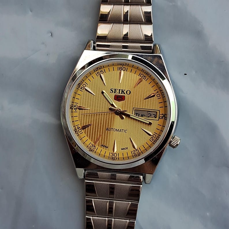 Vintage Seiko 5 Automatic Watch | Gold Dial Day-date, Japan Made - Etsy