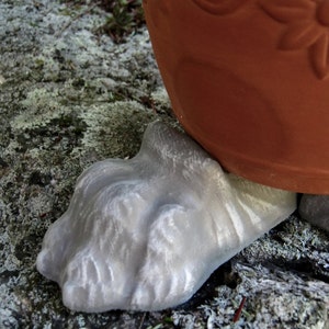 Pot Risers, Pot Feet, Concrete Flower Pot Feet, Lion Paw Pot Risers ...