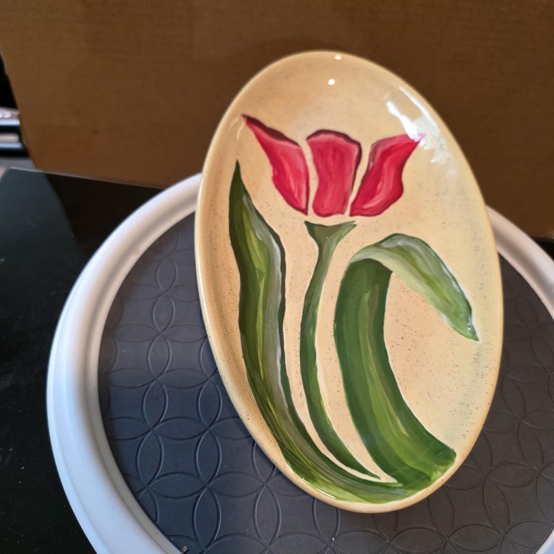 Tulip Painted Plate - Etsy