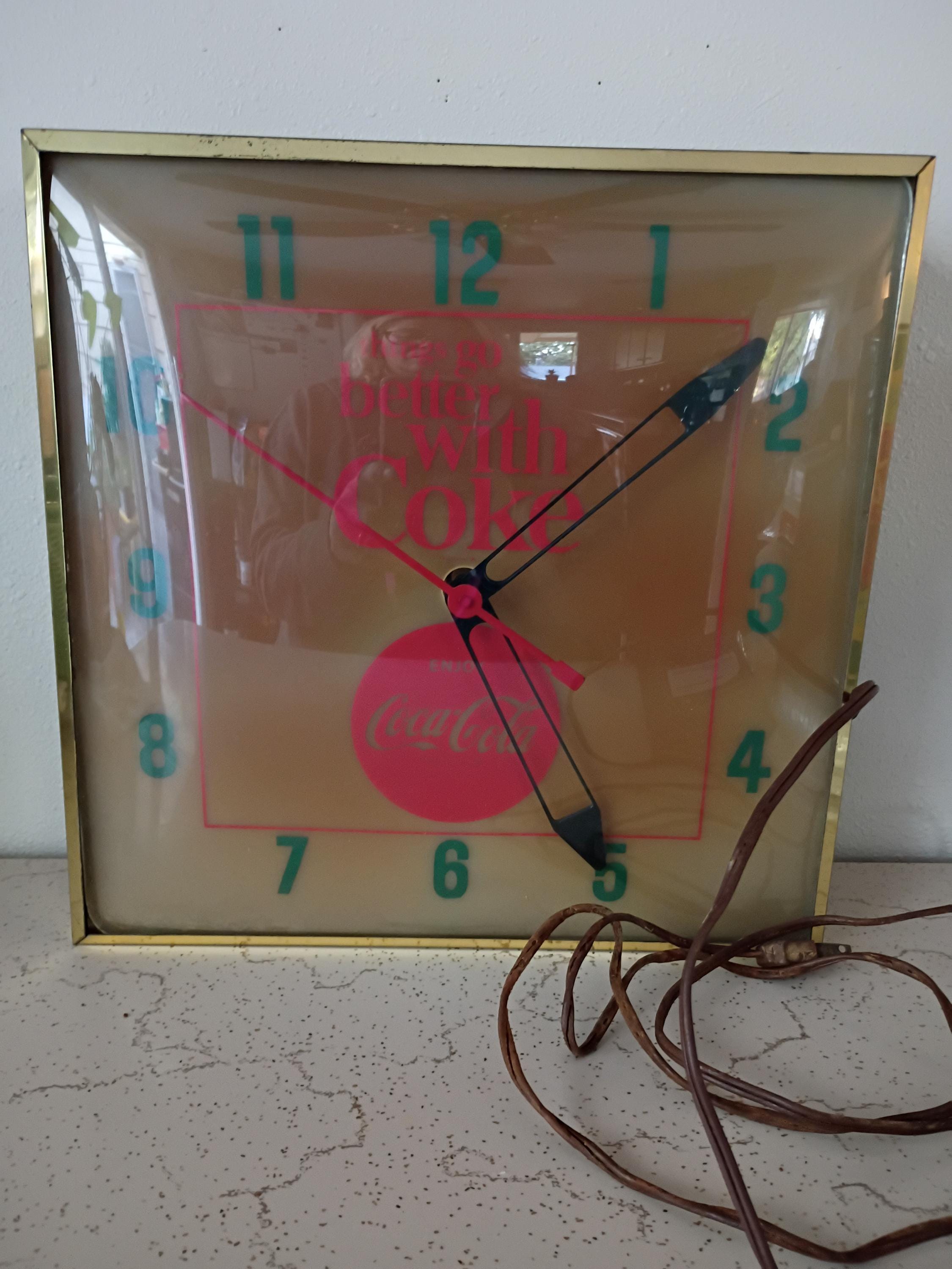 Vintage 1960s Coca-cola Lighted Clock: "things Go Better With Coke" - Etsy