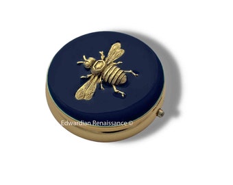 Antique Queen Bee Box - Etsy