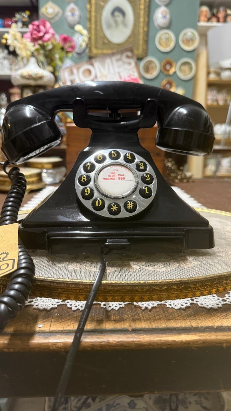 GPO Carrington Classic Retro Push-button Phone - Pull-out Tray ...
