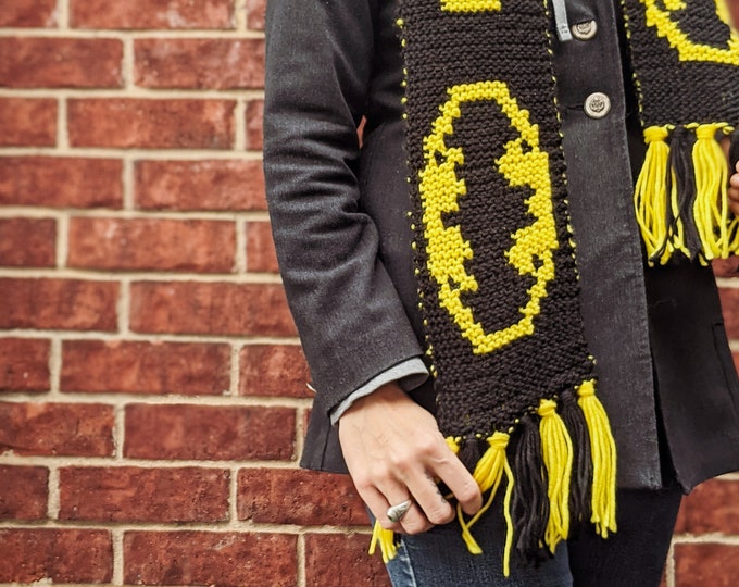 Batman Hand Knit Scarf - Etsy