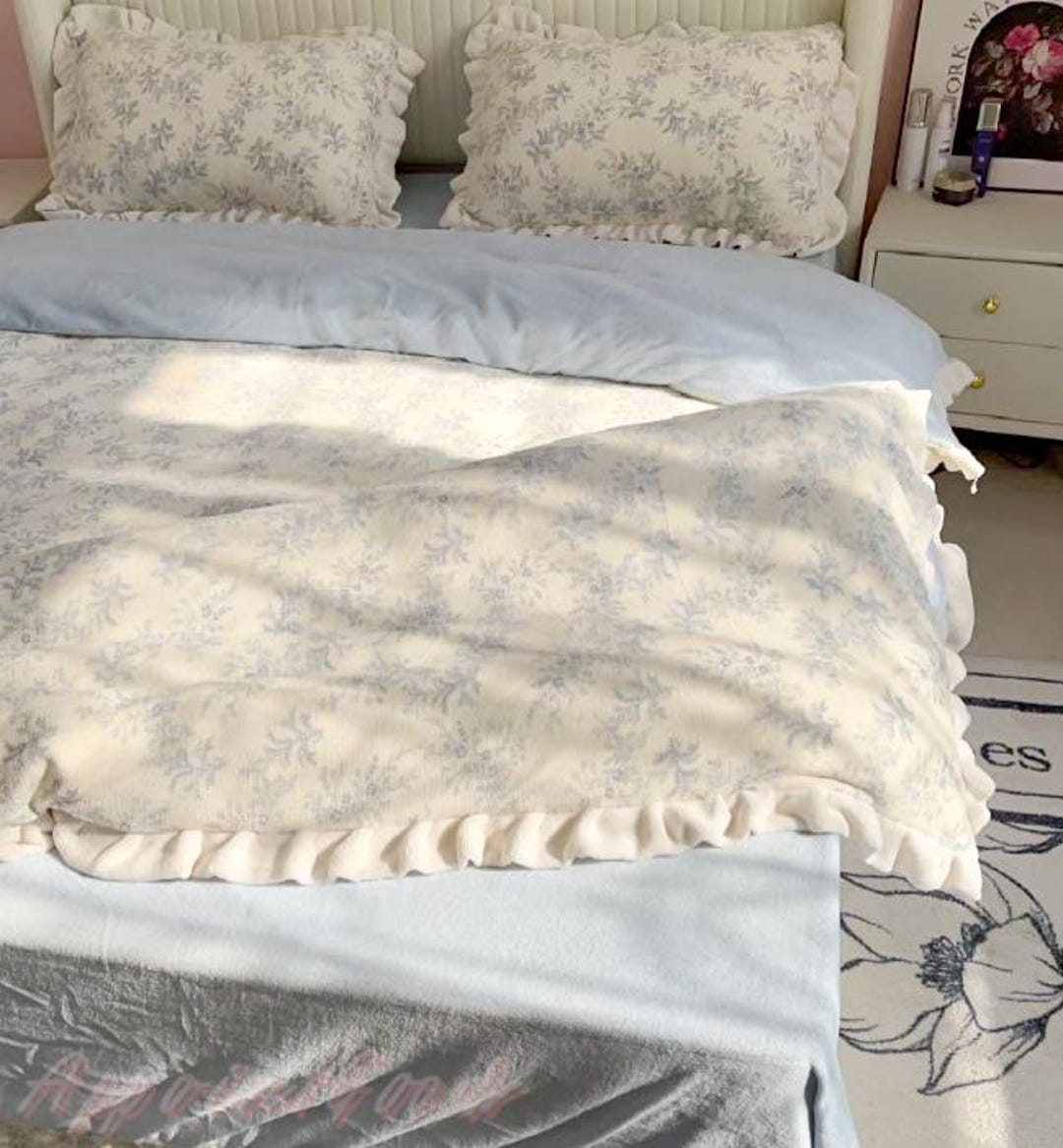 Light Blue French Cottage Ditsy Floral Velvet Duvet Cover Set, Ruffle ...
