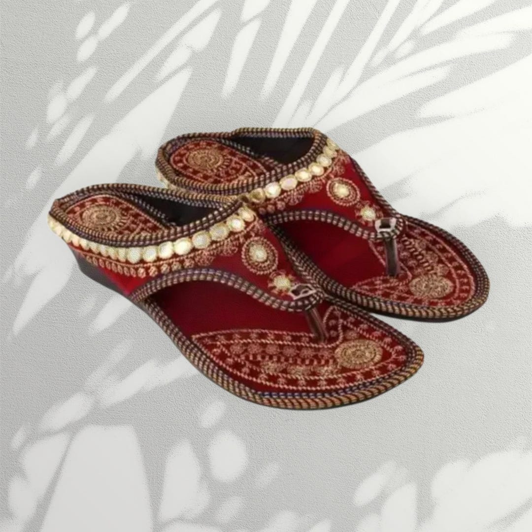Handcrafted Maroon Embroidered Indian Jutti | Traditional Bridal Mojari ...