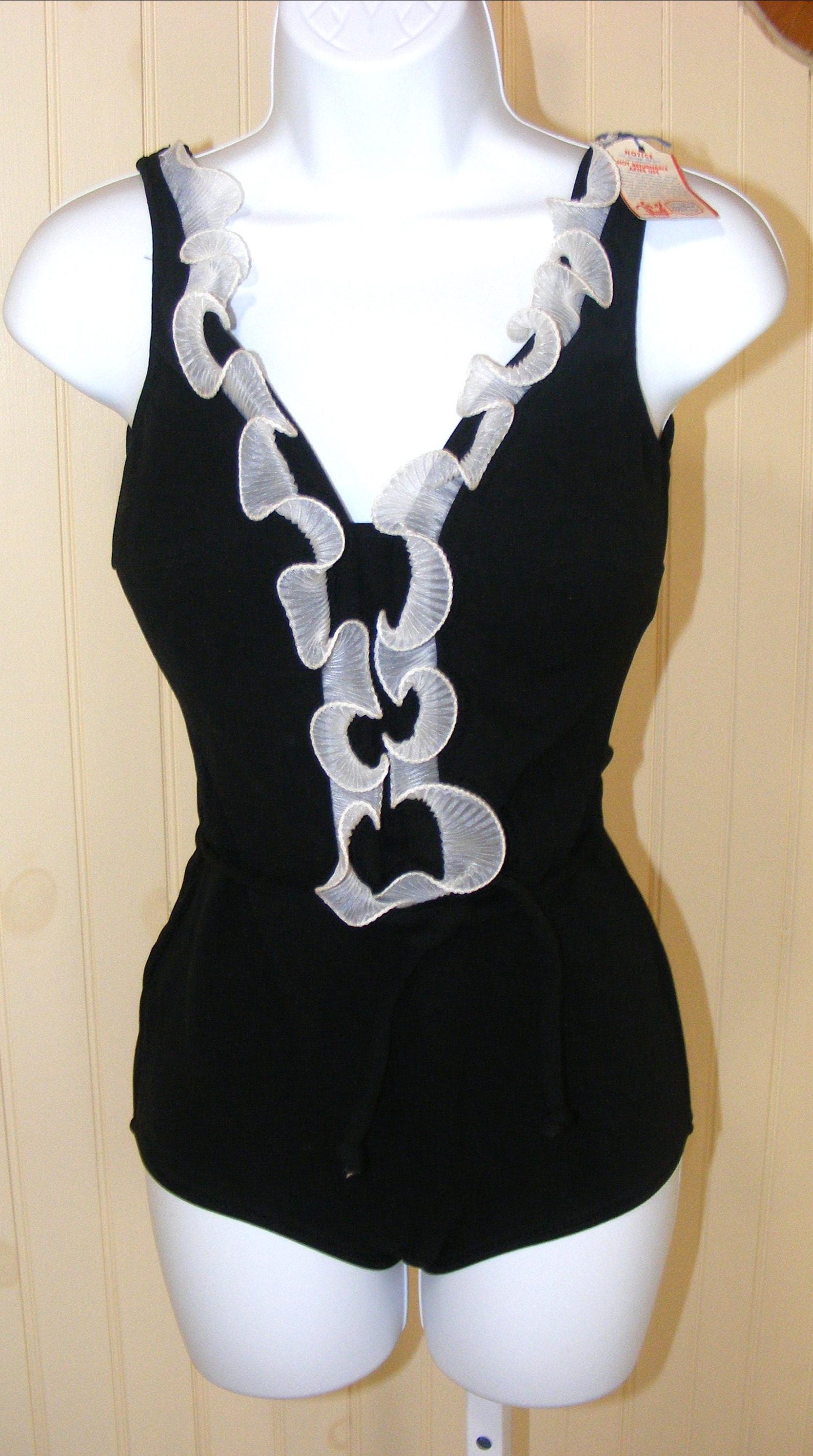 60s Swimsuit 1pc Bathing Suit Deadstock W/tag 34 Ruffle Front - Etsy