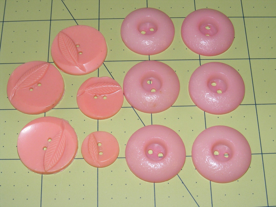 1950s Buttons Set of 11 / 2 Styles Pretty in Pink 2 Button Sets Plastic ...